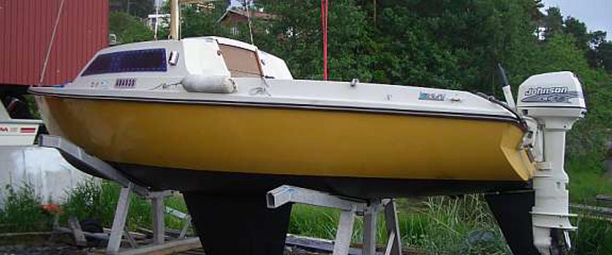 KMV With vitvind - Diverse båd - Uploadet af Mikael T