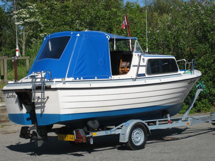 Crescent 525HT - 1982 - Kontakt Ivan - Hals Bådcen...