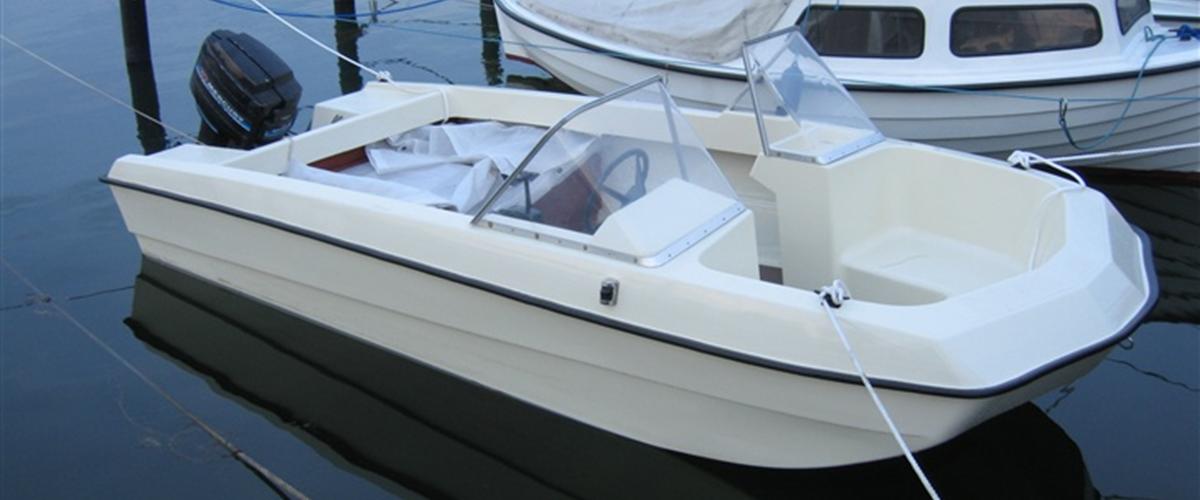 Selco Selmaran (Bowrider) - - Pt. hvid men kan være den ski...