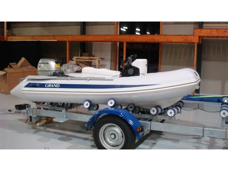 Gummibåd Grand 330S - 2008 - Fed gummibåd som nemt kan træ...