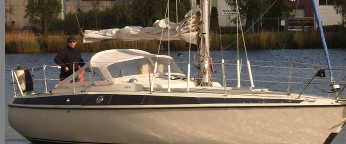 Maxi 100 solgt - 1984 - Dejlig rummelig båd, med plad...