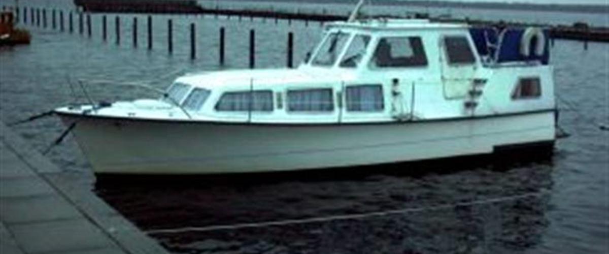 Jupiter 30 - 1967 - Stor rummelig motorbåd, utrol...