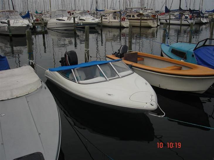 Quicksilver 470 Sport - 1999 - Dejlig lille speedbåd, der er...