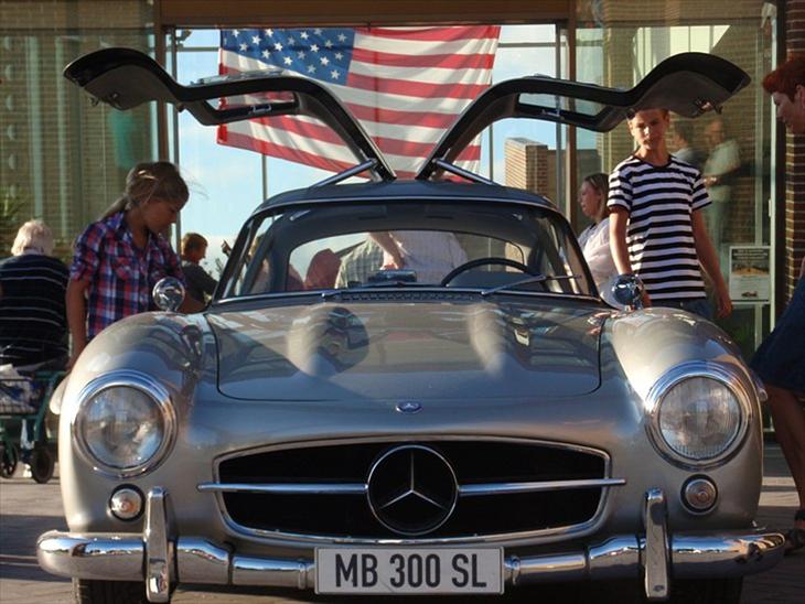 Strøjer Samlingen. - Udstillinger og messer - Uploadet af Christian M