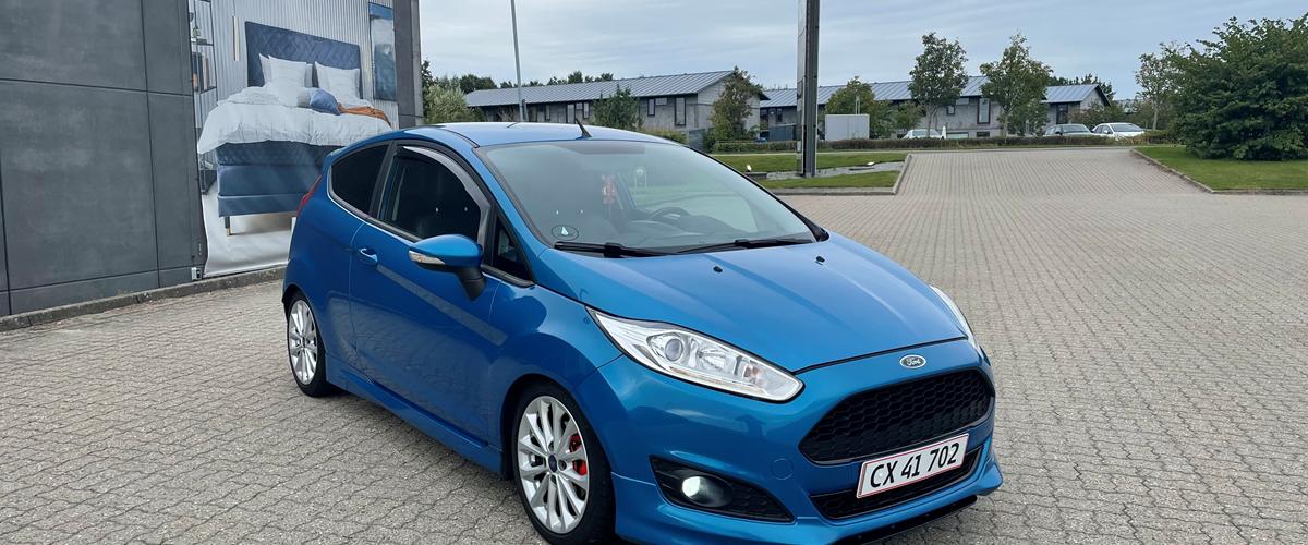 Ford Fiesta 1,0 Ecoboost Turbo 125Hk 3 Dørs ST-Line Look - Diverse bil ...