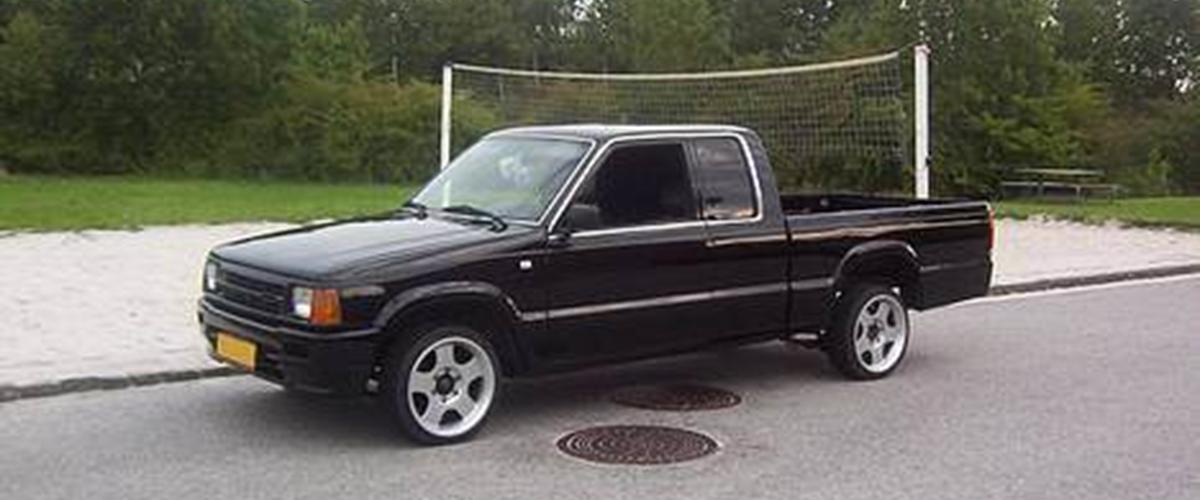 Mazda B2000 - 1993 - Forrude og udstødning skal sk...