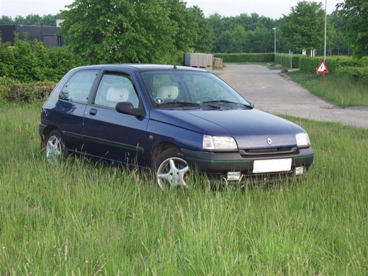 Renault Clio s - 1996 - Har lige købt den såå Mit ka...