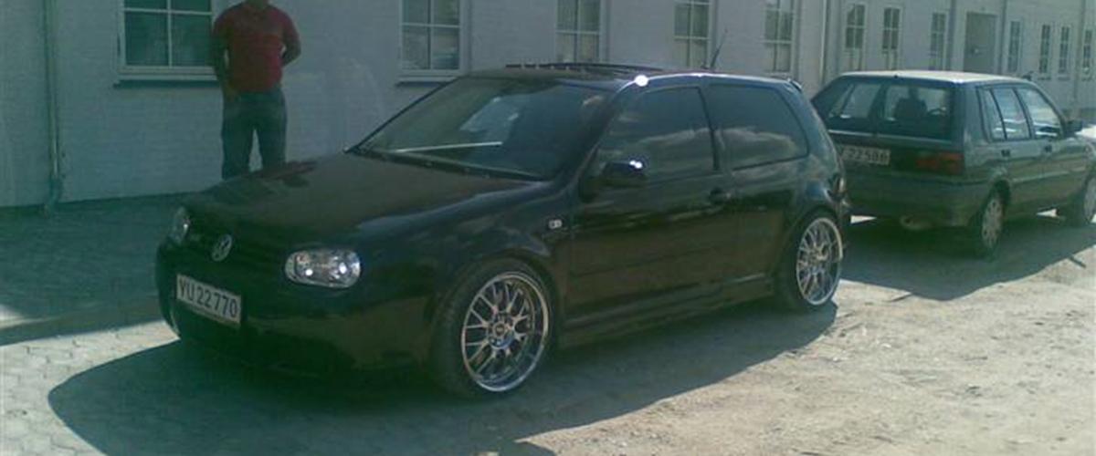 VW Golf R32 - 2003 - * Black Magic Perl * Den Ægt...