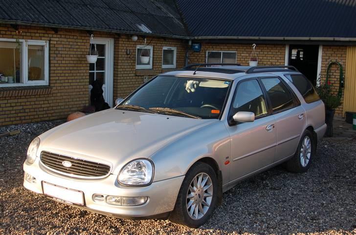 Ford Scorpio Estate Ghia - Billeder af biler - Uploaded af Heidi H
