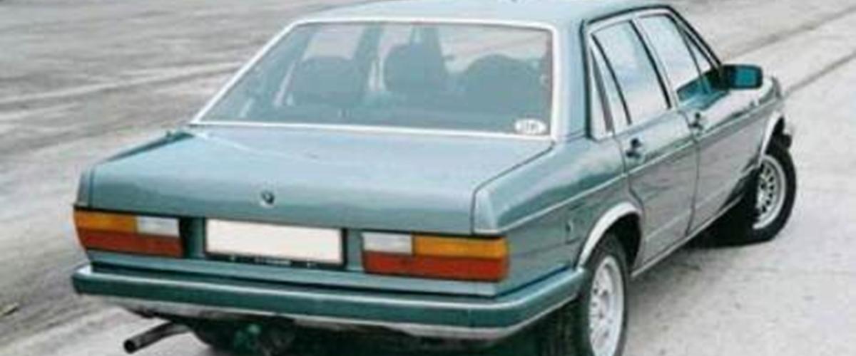 Audi 100 5S Type 43 - 1982 - Kabinen er delvist "homemade"...