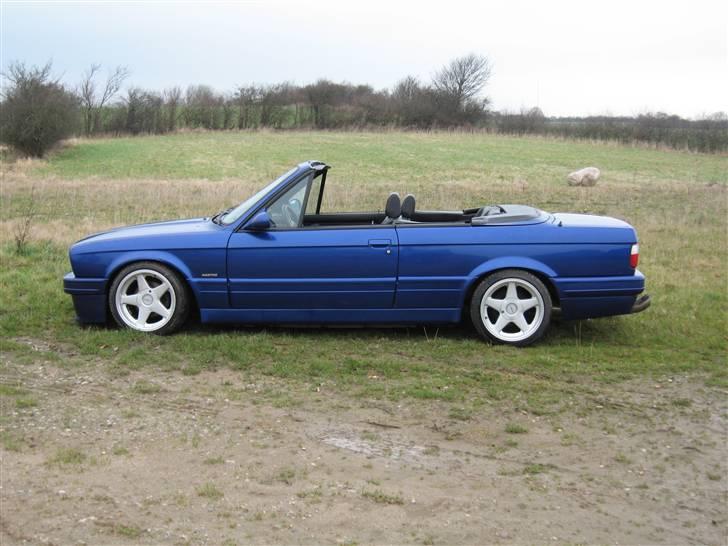 BMW 325 e30 cab - Billeder af biler - Uploaded af cabriolet (tøzen) :0 )