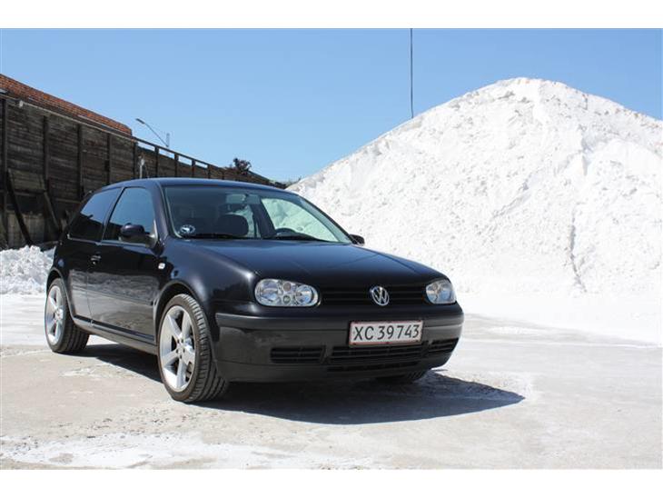 VW golf 4 - 2000 - bilen vil blive opdateret når...