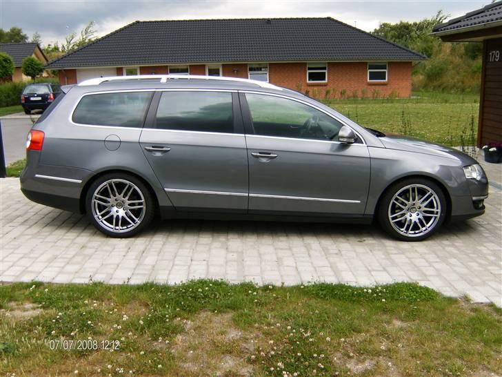 VW Passat TDi Variant SOLGT - Billeder af biler - Uploaded af Thomas N