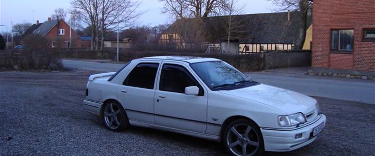 Ford Sierra 2.0 DOHC turbo - 1992 - En hurtig bil i forklædning!