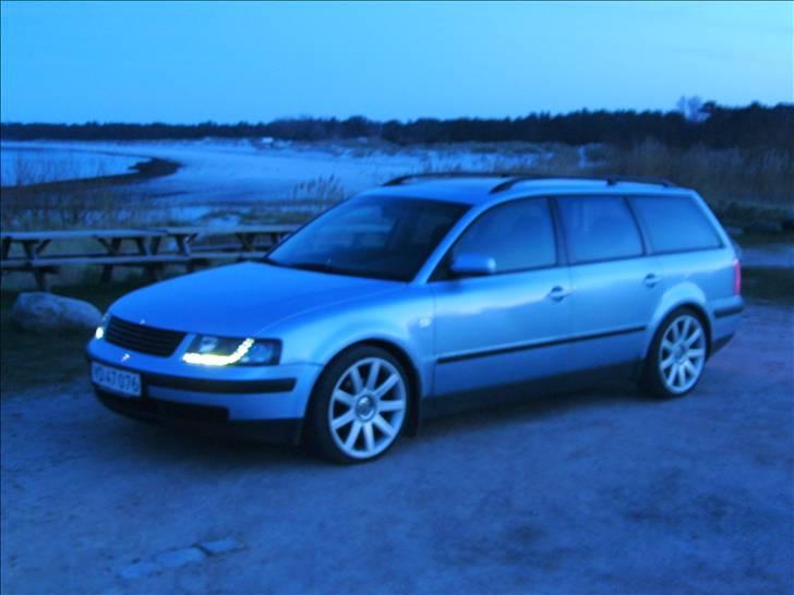 VW passat 3B variant "SOLGT" - Billeder af biler - Uploaded af kenny b