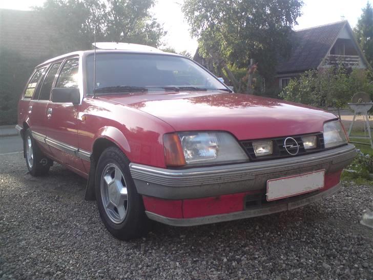 Opel Rekord E2 2.0 *Solgt* - Billeder af biler - Uploaded af ...