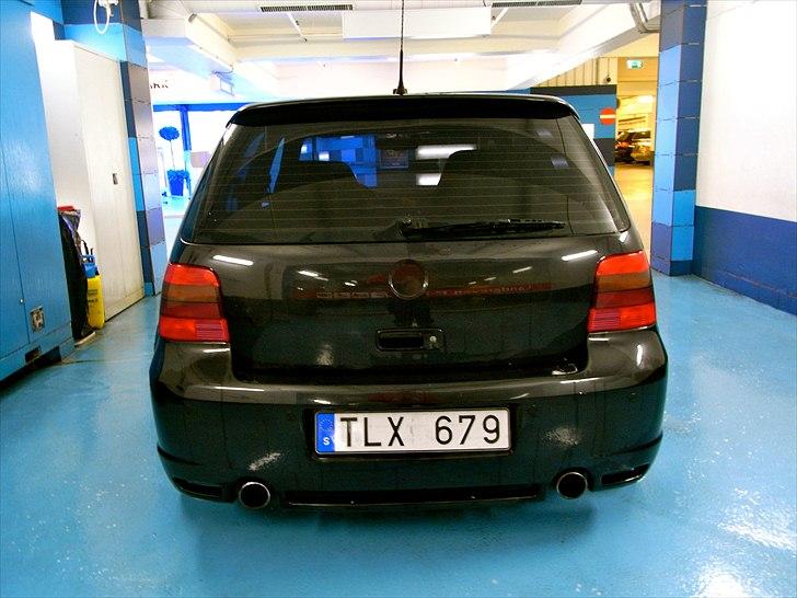 VW Golf 3,2L R32 - Billeder af biler - Uploaded af Brian J