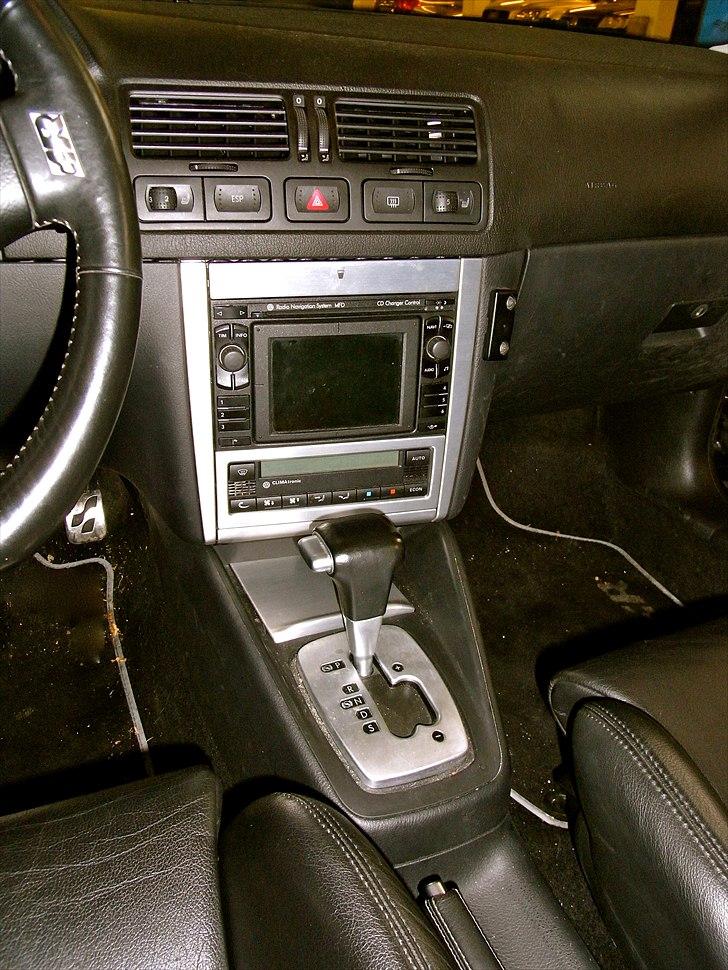 VW Golf 3,2L R32 - Billeder af biler - Uploaded af Brian J