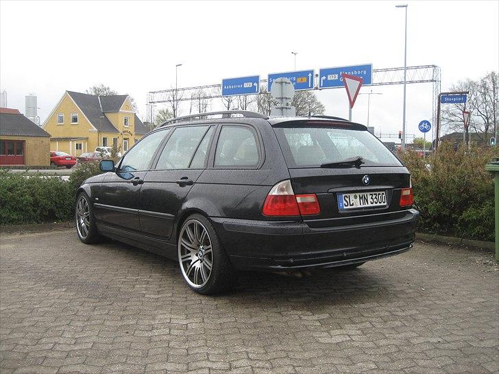 BMW E46 330d 2000 solgt - Billeder af biler - Uploaded af Michel J