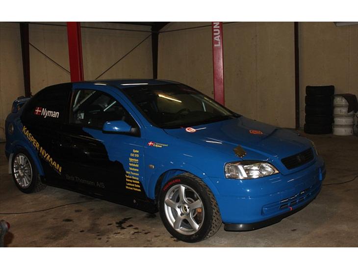 Opel Astra OPC - 2000 - Bilen er en Opel Astra rallyb...