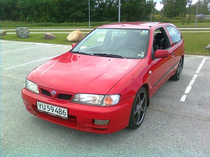 Nissan Almera 2.0 GTI - Billeder af biler - Uploaded af Tonni L