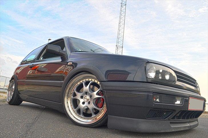 VW Golf 3 2.8 VR6 SOLGT - Billeder af biler - Uploaded af rasmus b