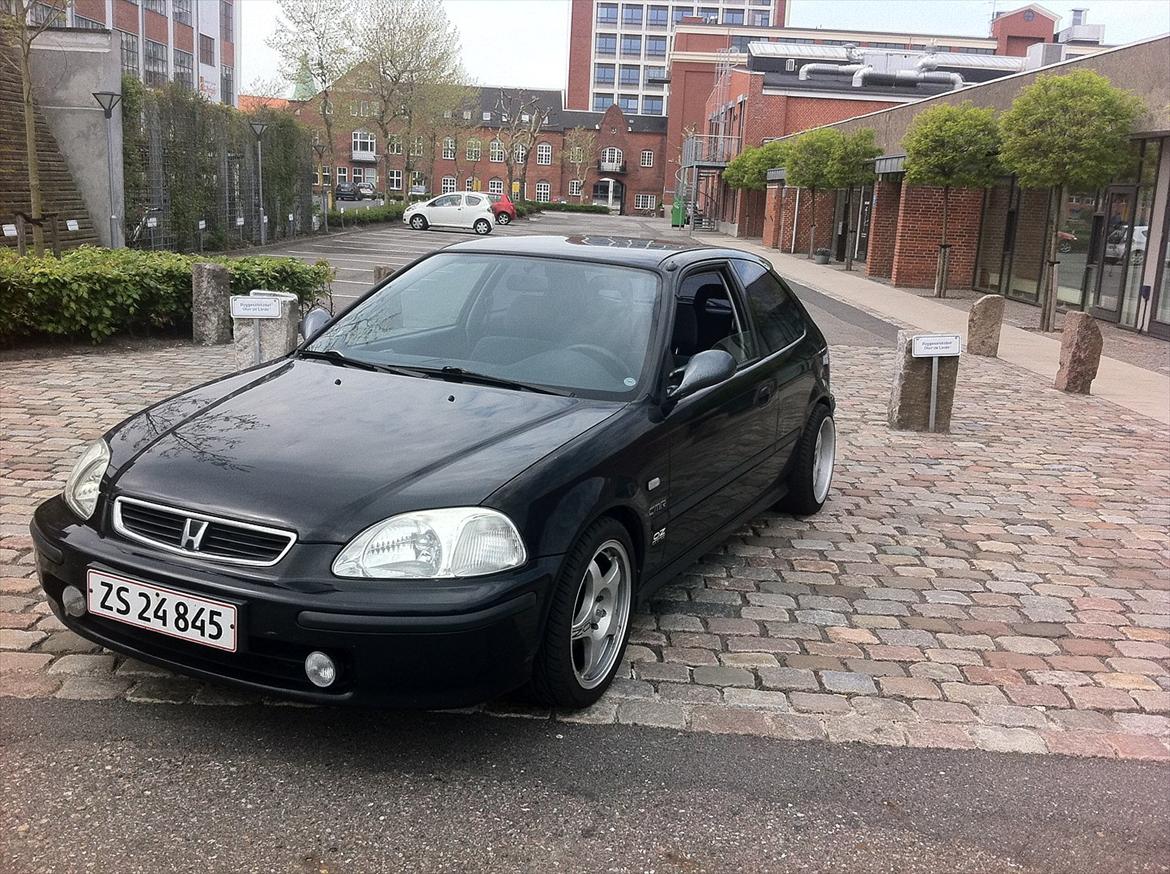 Honda Civic D14A4 - Billeder af biler - Uploaded af E39 Power