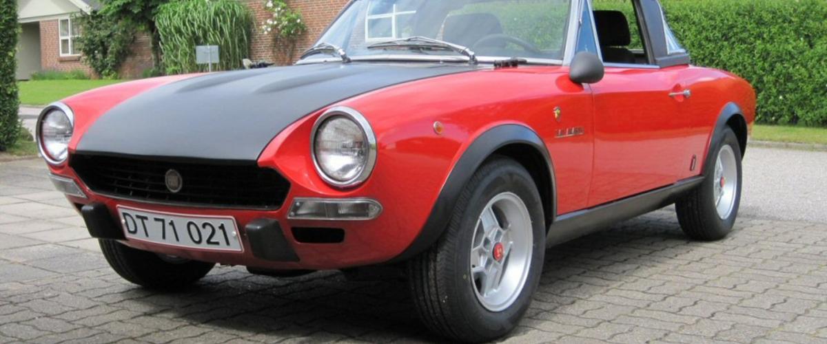 Fiat 124 Spider CS1 - 1975 - Bilen er lavet til brug i Pål...