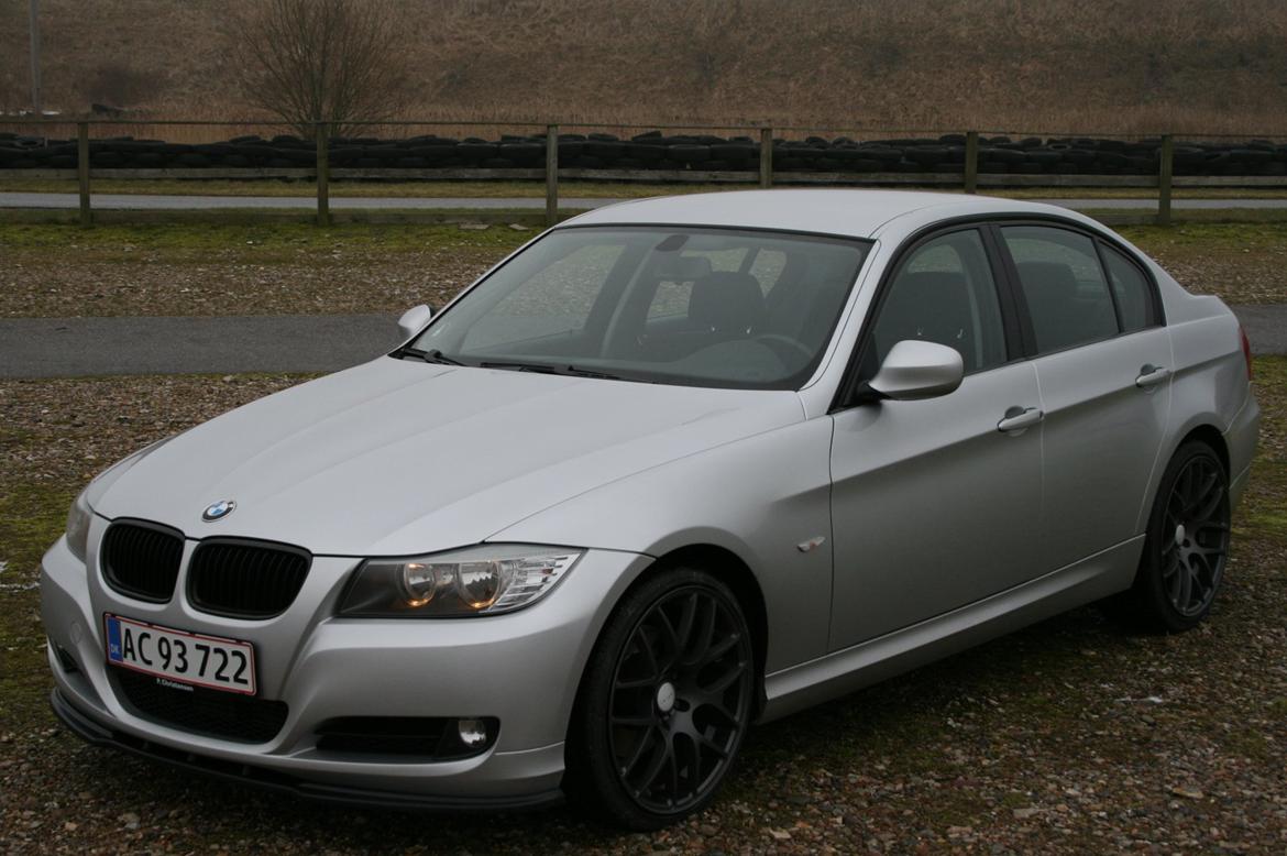 BMW 320d E90 Facelifte - Billeder af biler - Uploaded af steffen p