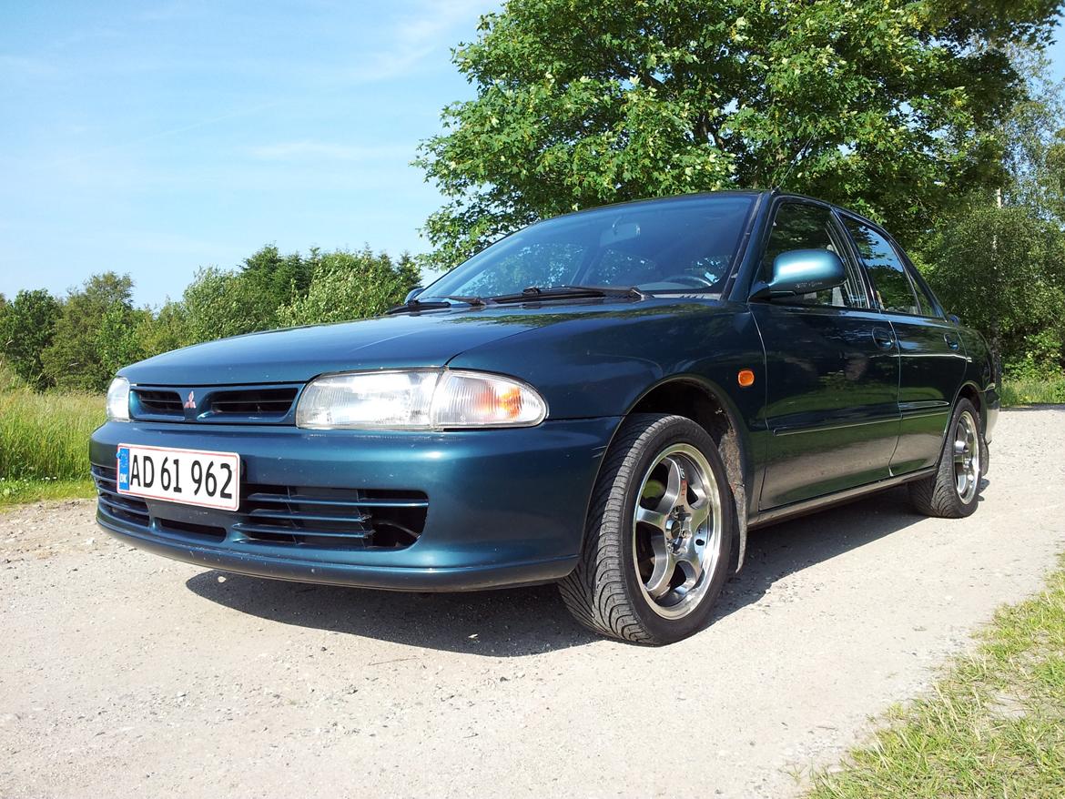Mitsubishi Lancer 1.6 GLXI - Billeder af biler - Uploaded af Sander K