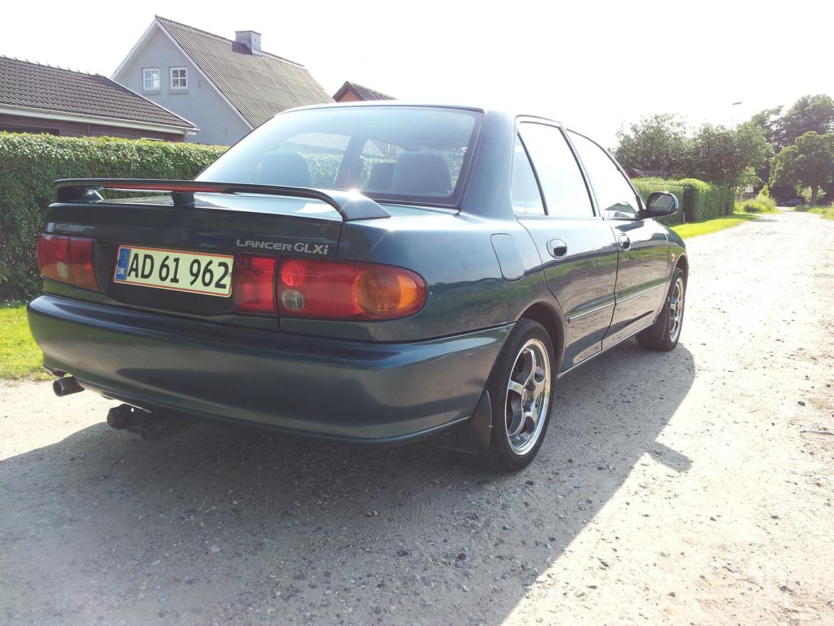 Mitsubishi Lancer 1.6 GLXI - Billeder af biler - Uploaded af Sander K