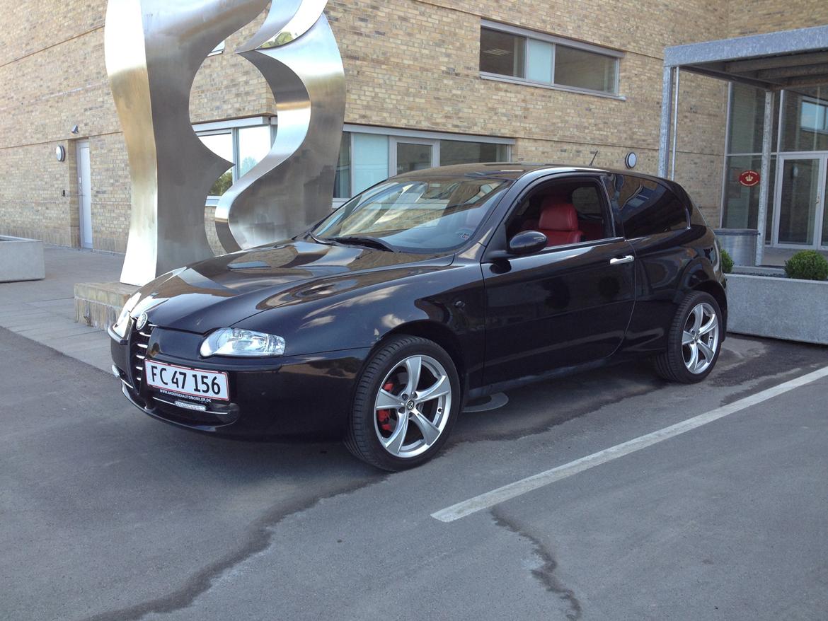 Alfa Romeo 147 2.0 TS F1 selespeed - Billeder af biler - Uploaded af ...