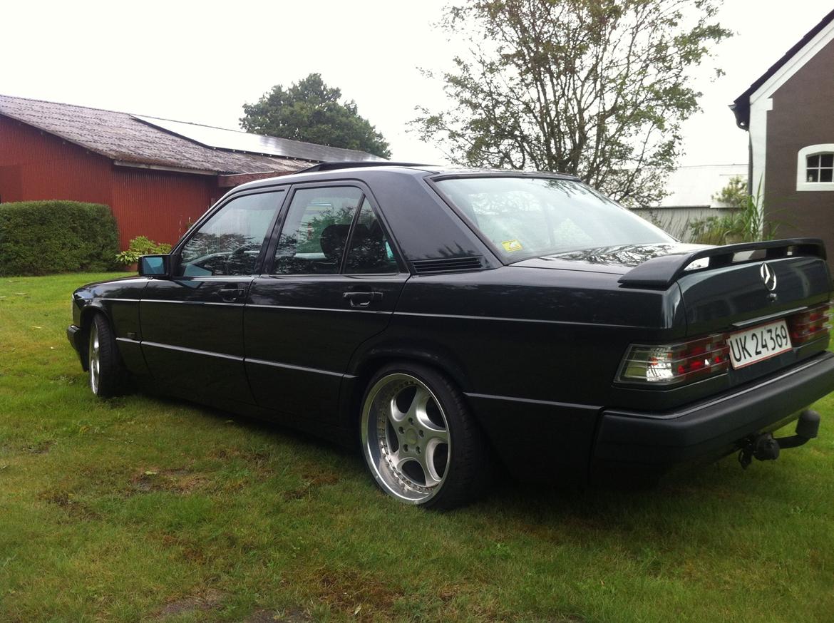 Mercedes Benz W201 2,5 Turbo - Billeder af biler - Uploaded af Daniel h