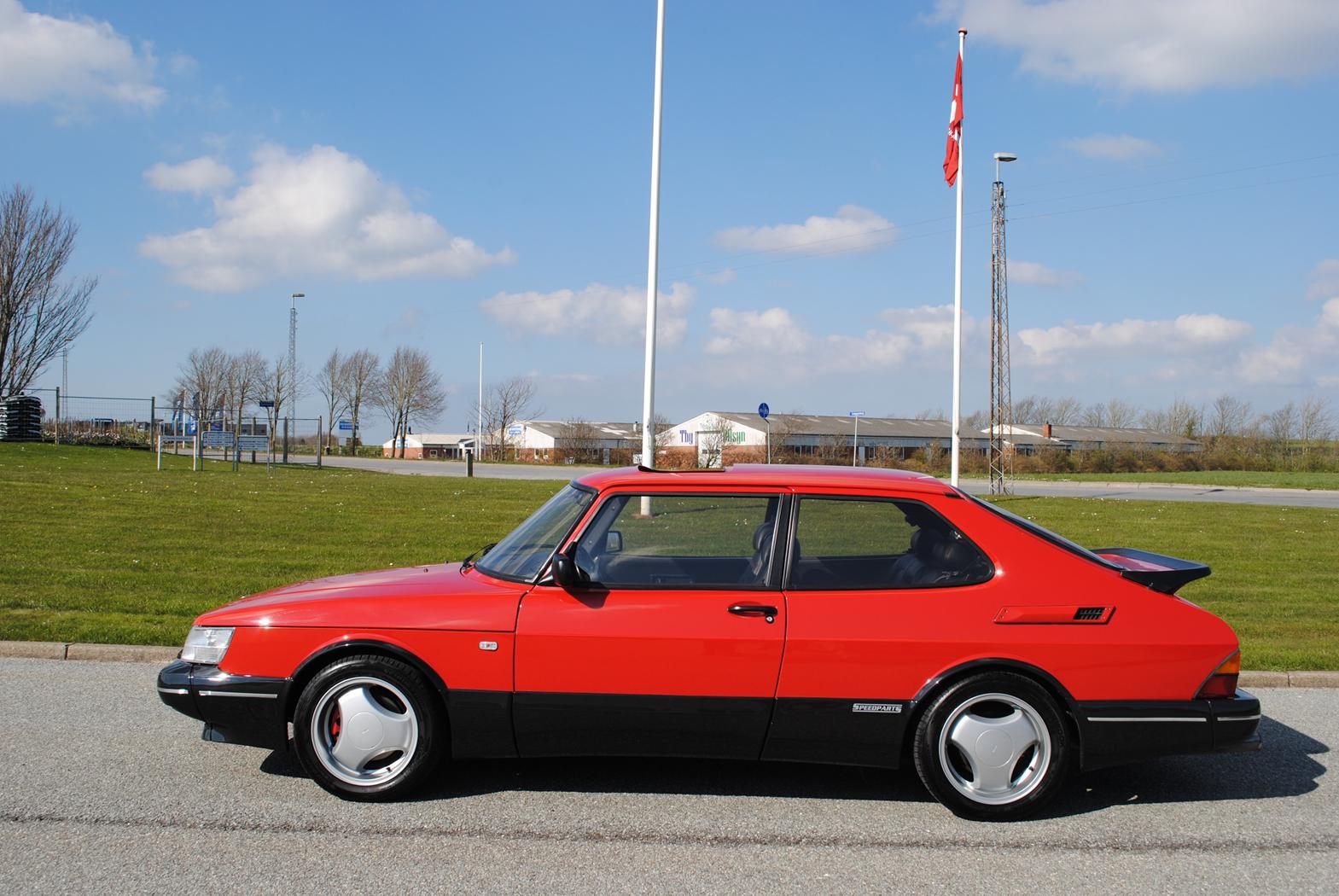 Probably the best looking SAAB 900 I've ever seen. Dream car. : r/saab