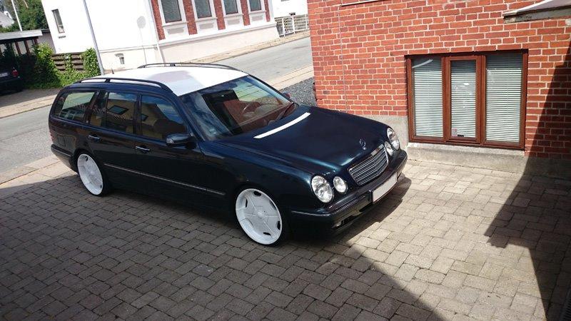 Mercedes Benz S210 E-220 CDI *SOLGT* - Billeder af biler - Uploaded af ...