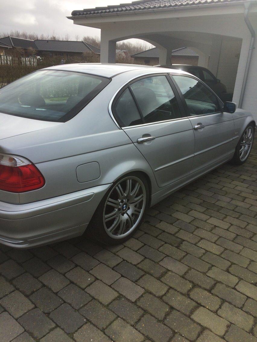 BMW E46 (Tidl.bil) - Billeder af biler - Uploaded af mike o