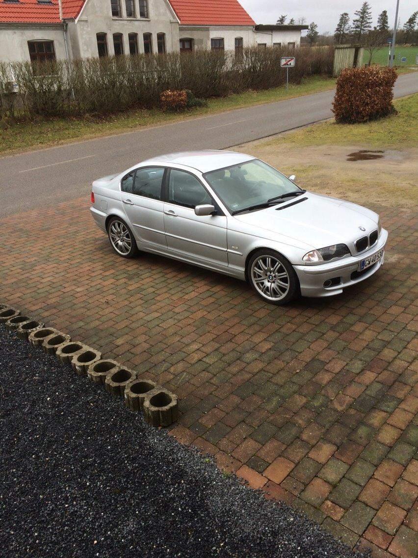 BMW E46 (Tidl.bil) - Billeder af biler - Uploaded af mike o