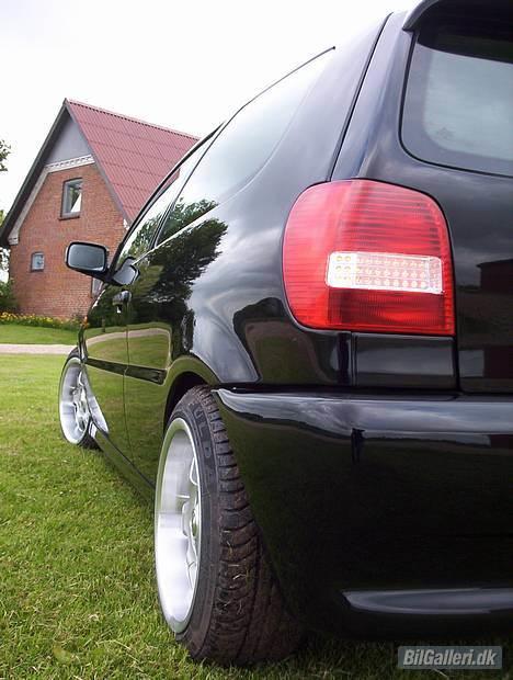 VW polo 16v SOLGT - Billeder af biler - Uploaded af Simon J