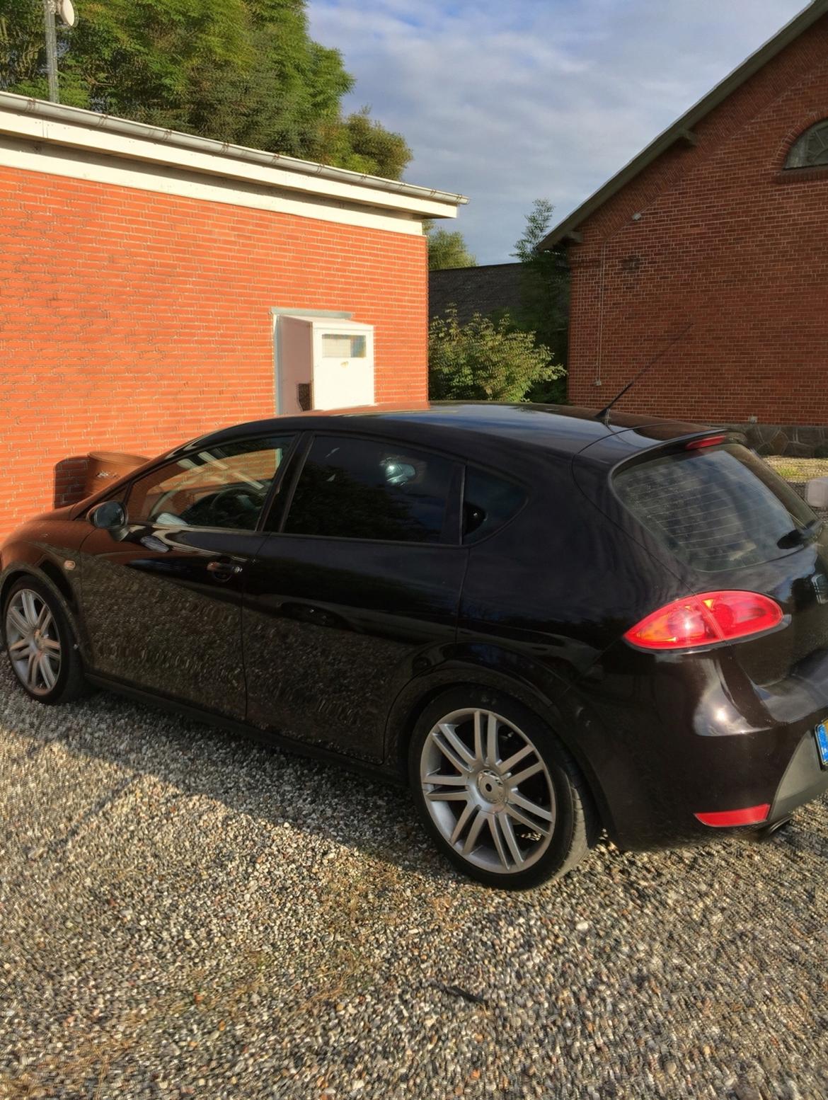 Seat Leon Cupra 1p (totalskadet) - Billeder af biler - Uploaded af Mads P
