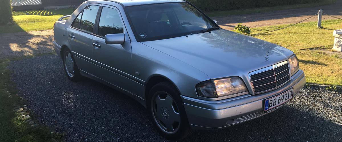 Mercedes Benz 220d - 1993