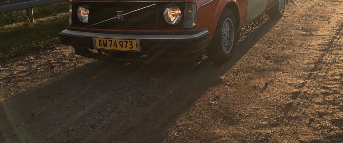 Volvo 245 - 1976 - Regner med at den bliver male...