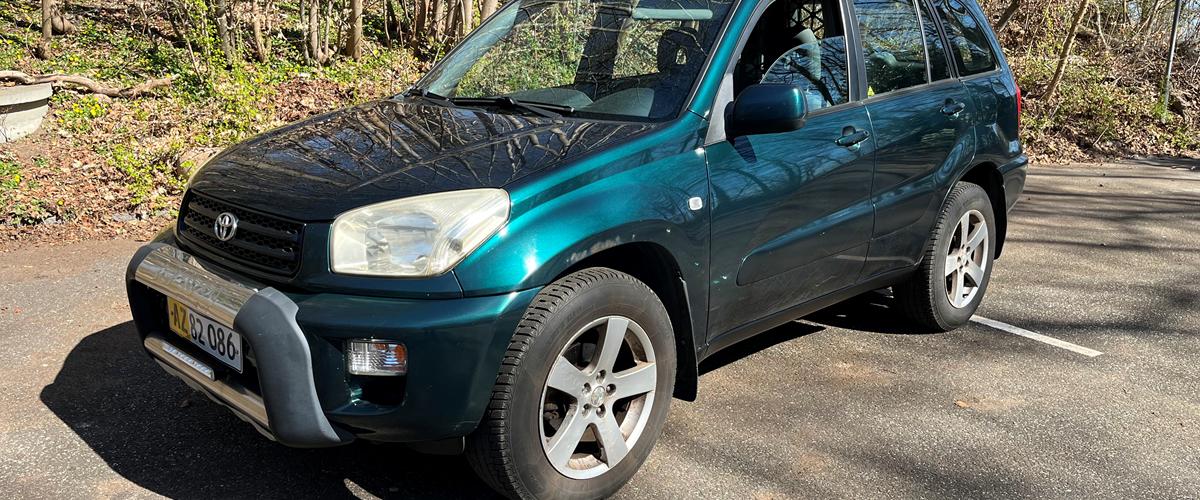 Toyota Rav 4 gen 2 - 2003 - God praktisk bil med plads H...