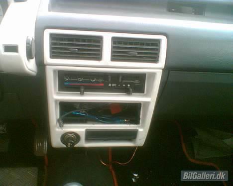 Daihatsu Charade G100 (solgt) - Billeder af biler - Uploaded af JB