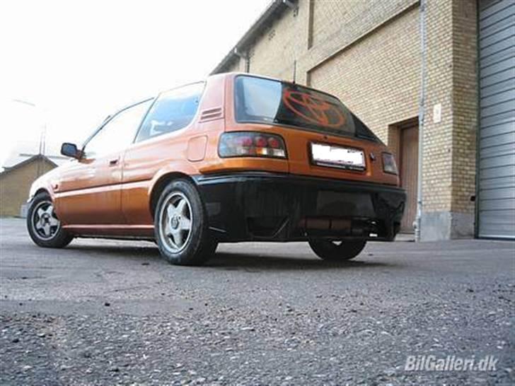 Toyota Corolla 16V - Billeder af biler - Uploaded af - TizZ