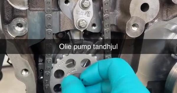 Mercedes E220 OE654.920 Timing chain replacement - Tuningprojekter ...