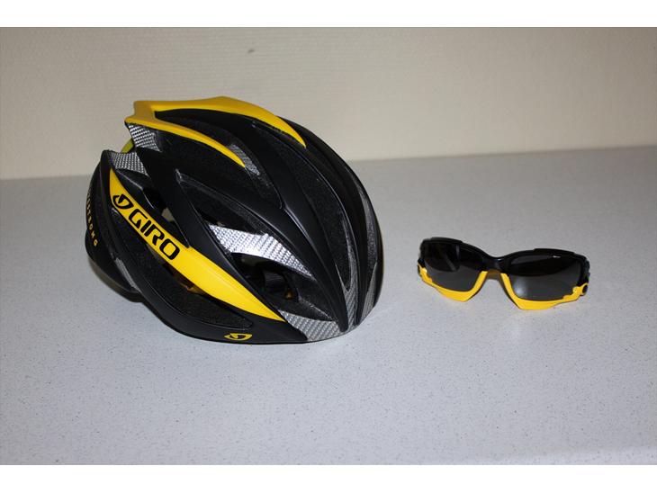Livestrong hjelm og briller. - Diverse cykel - Uploadet af Simon N {DMCC}