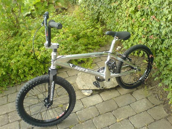 Shimano ´SUPERCROSS EVO´ - BMX Race - Vejer 7.9 kg. Jeg har købt de...