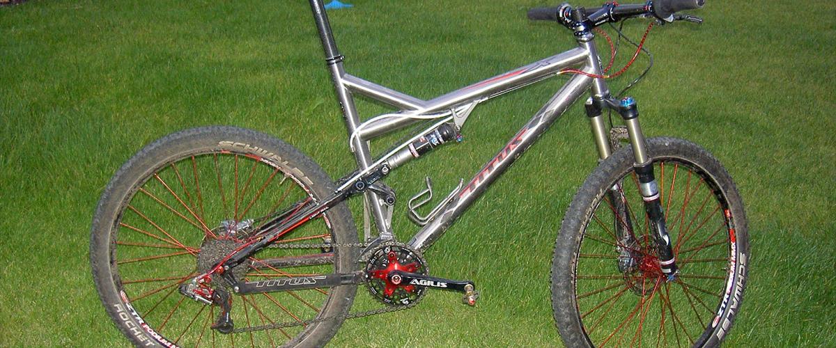 Titus Racer X Exogrid - Mountain - Tune carbon saddelklemme Rød...