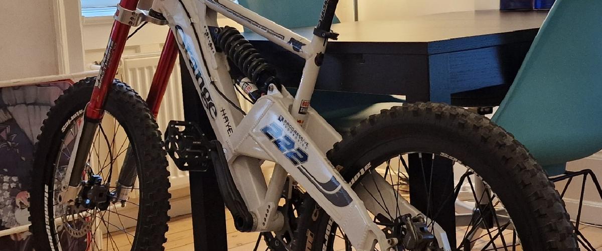 Orange 222 World Cup - Downhill - Super nice, en ren fornøjelse...