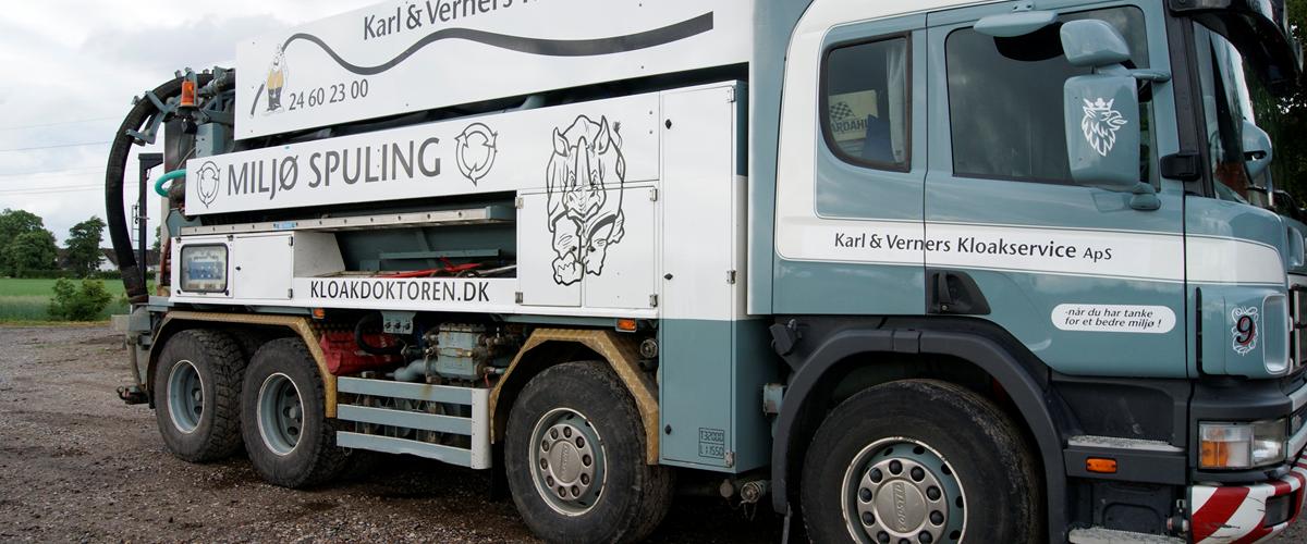 Scania 124G - 2000 - Slamsuger: Genbrugsbil Tank...